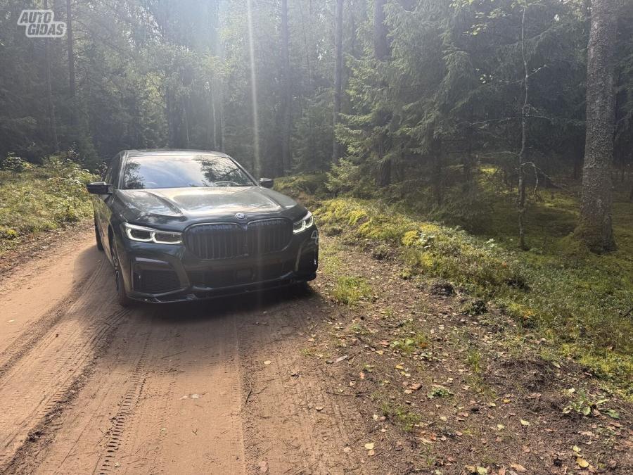 BMW 750 2017 Panevēža, ar dzinēja tilpumu 4.40 L un nobraukumu 166 tūkst. km par 28000 €, foto 6 vietnē AUTOMOTO.COM.LV