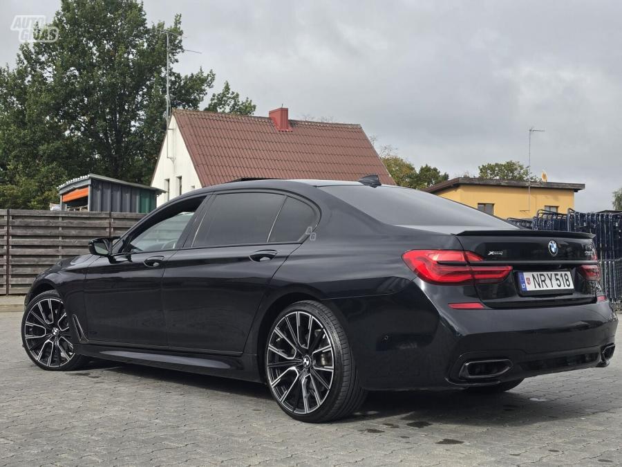 BMW 750 2017 Šilutė, ar dzinēja tilpumu 4.40 L un nobraukumu 190 tūkst. km par 19900 €, foto 11 vietnē AUTOMOTO.COM.LV