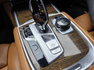 BMW 750 2017 Šilutė, ar dzinēja tilpumu 4.40 L un nobraukumu 190 tūkst. km par 19900 €, foto 28 vietnē AUTOMOTO.COM.LV