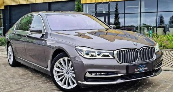 BMW 750 2019 Viļņa, ar dzinēja tilpumu 4.40 L un nobraukumu 195 tūkst. km par 26900 €, foto 2 vietnē AUTOMOTO.COM.LV
