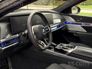 BMW 750 2024 in Gulbene, with an engine capacity of 4.40 L and mileage of 37 thousand km for 109990 €, photo 20 on AUTOMOTO.COM.LV