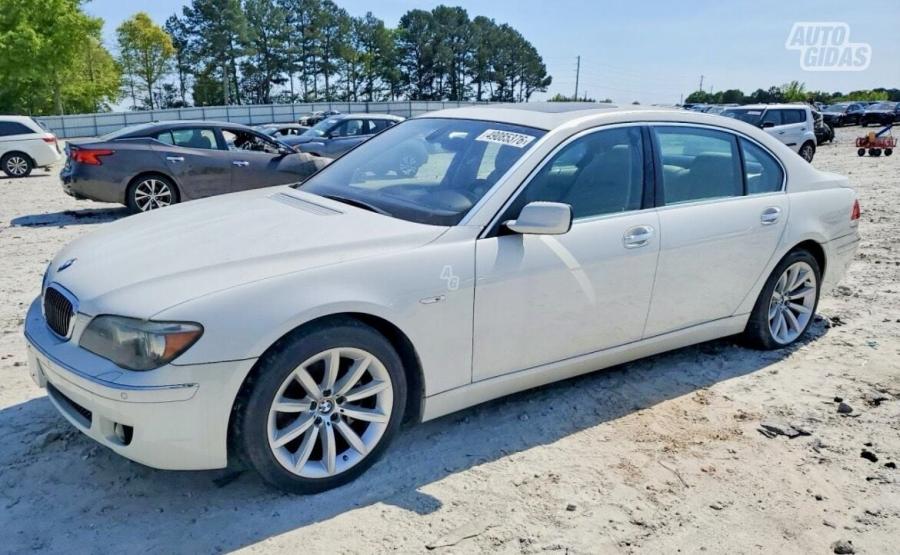 Balts BMW 750 2008 Šauļi, ar dzinēja tilpumu 4.80 L un nobraukumu 83 tūkst. km par 7500 €, foto 1 vietnē AUTOMOTO.COM.LV