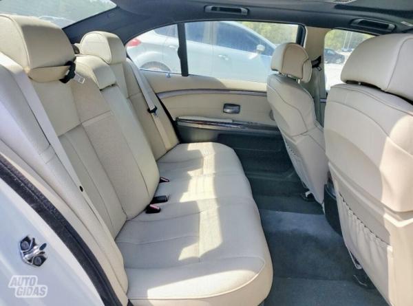 Balts BMW 750 2008 Šauļi, ar dzinēja tilpumu 4.80 L un nobraukumu 83 tūkst. km par 7500 €, foto 10 vietnē AUTOMOTO.COM.LV