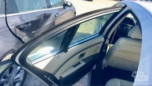 Balts BMW 750 2008 Šauļi, ar dzinēja tilpumu 4.80 L un nobraukumu 83 tūkst. km par 7500 €, foto 15 vietnē AUTOMOTO.COM.LV