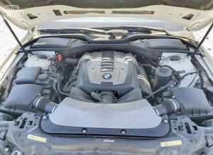 Balts BMW 750 2008 Šauļi, ar dzinēja tilpumu 4.80 L un nobraukumu 83 tūkst. km par 7500 €, foto 16 vietnē AUTOMOTO.COM.LV
