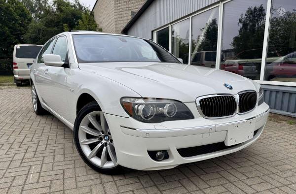 White BMW 750 2008 in Siauliai, with an engine capacity of 4.80 L and mileage of 133 thousand km for 9900 €, photo 1 on AUTOMOTO.COM.LV