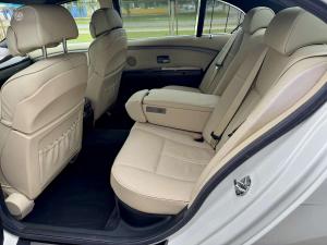 White BMW 750 2008 in Siauliai, with an engine capacity of 4.80 L and mileage of 133 thousand km for 9900 €, photo 15 on AUTOMOTO.COM.LV