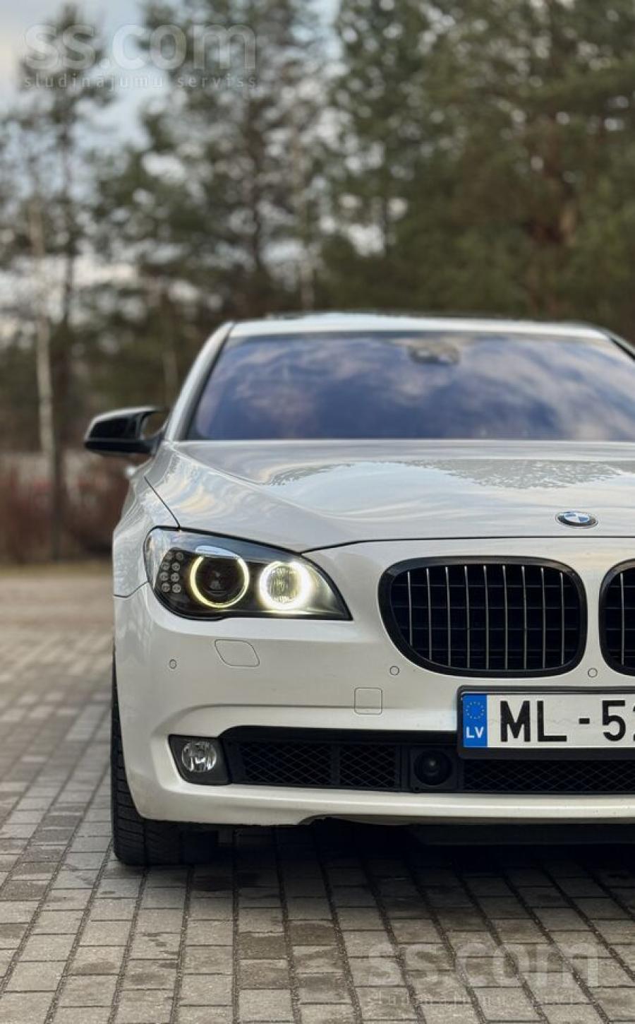 White BMW 750 2009 in Riga, with an engine capacity of 4.40 L and mileage of 214 thousand km for 11500 €, photo 35 on AUTOMOTO.COM.LV
