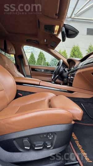 Balts BMW 750 2009 Rīga, ar dzinēja tilpumu 4.40 L un nobraukumu 214 tūkst. km par 11700 €, foto 15 vietnē AUTOMOTO.COM.LV