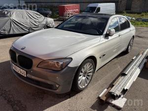 Balts BMW 750 2009 Rīga, ar dzinēja tilpumu 4.40 L un nobraukumu 193 tūkst. km par 2900 €, foto 3 vietnē AUTOMOTO.COM.LV