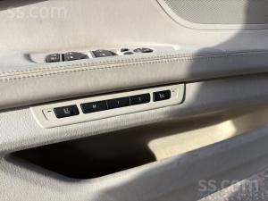 Balts BMW 750 2009 Rīga, ar dzinēja tilpumu 4.40 L un nobraukumu 193 tūkst. km par 2900 €, foto 9 vietnē AUTOMOTO.COM.LV