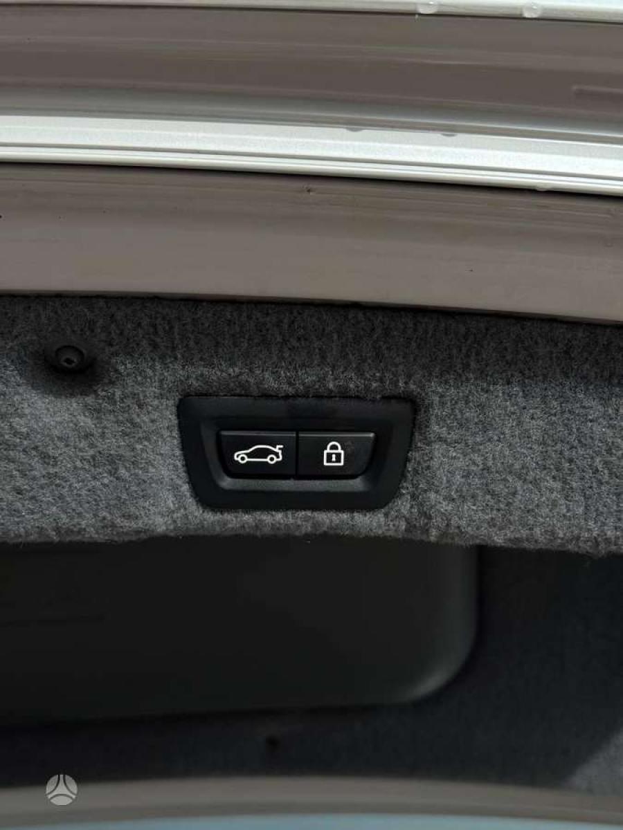 Белый БМВ 750 2010 в Клайпеда, объемом двигателя 4.40 л и пробегом 171 тыс. км за 10250 €, фото 32 на AUTOMOTO.COM.LV