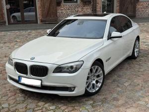 White BMW 750 2010 in Klaipeda, with an engine capacity of 4.40 L and mileage of 171 thousand km for 9400 €, photo 6 on AUTOMOTO.COM.LV