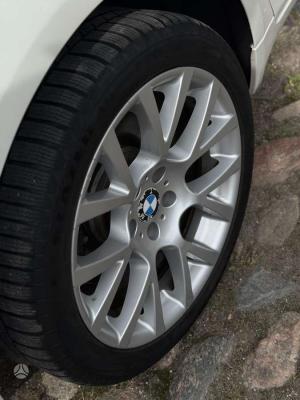 White BMW 750 2010 in Klaipeda, with an engine capacity of 4.40 L and mileage of 171 thousand km for 8700 €, photo 32 on AUTOMOTO.COM.LV