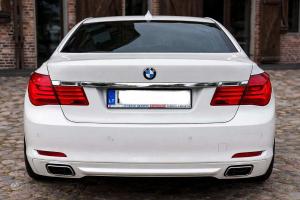 Balts BMW 750 2010 Klaipėda, ar dzinēja tilpumu 4.40 L un nobraukumu 171 tūkst. km par 8700 €, foto 3 vietnē AUTOMOTO.COM.LV