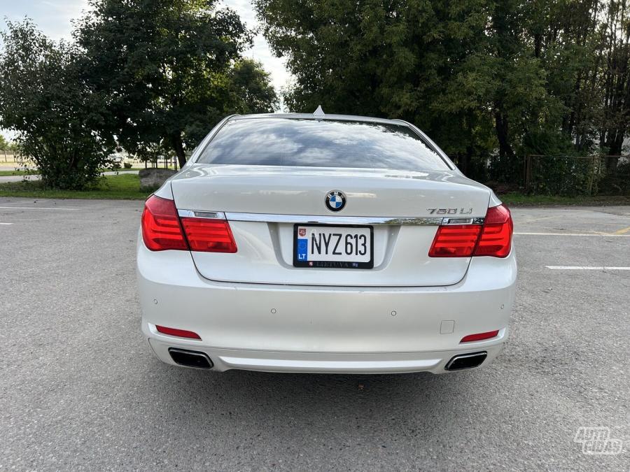 White BMW 750 2011 in Jonava, with an engine capacity of 4.40 L and mileage of 200 thousand km for 6500 €, photo 7 on AUTOMOTO.COM.LV