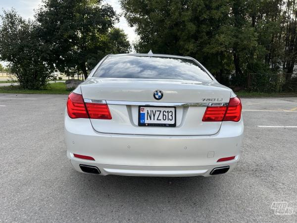 Balts BMW 750 2011 Jonava, ar dzinēja tilpumu 4.40 L un nobraukumu 200 tūkst. km par 6500 €, foto 7 vietnē AUTOMOTO.COM.LV