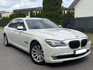 Белый БМВ 750 2011 в Каунас, объемом двигателя 4.40 л и пробегом 200 тыс. км за 5000 €, фото  на AUTOMOTO.COM.LV