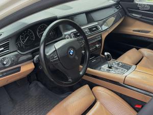 Balts BMW 750 2011 Kauņa, ar dzinēja tilpumu 4.40 L un nobraukumu 200 tūkst. km par 5000 €, foto 15 vietnē AUTOMOTO.COM.LV