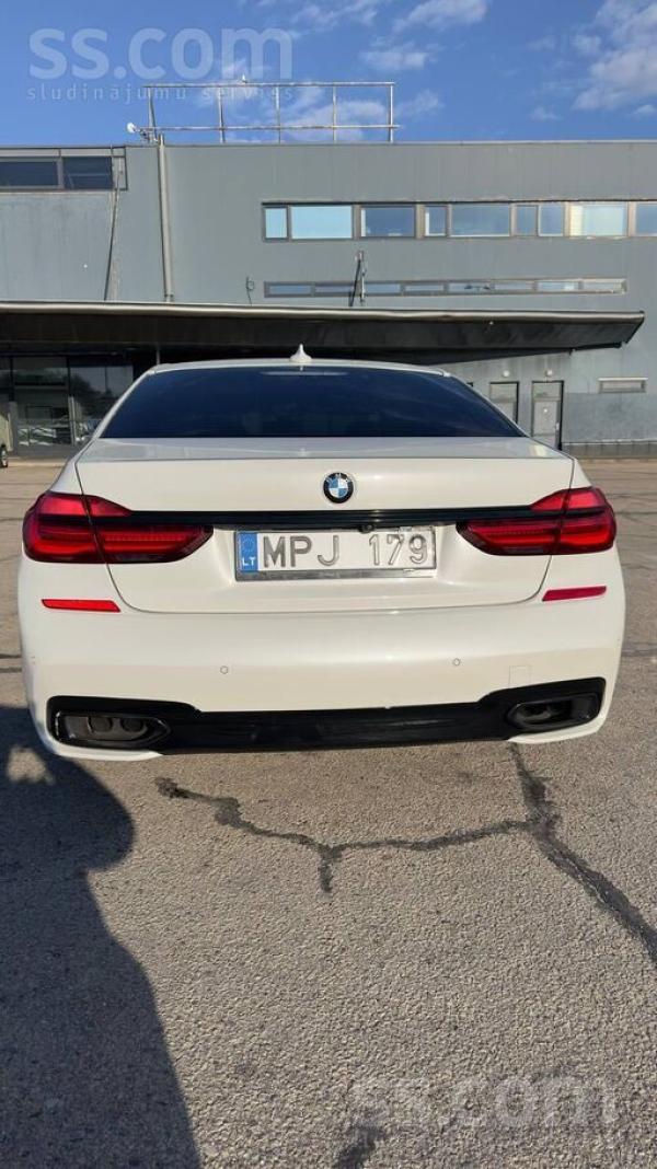 Balts BMW 750 2016 Rīga, ar dzinēja tilpumu 4.40 L un nobraukumu 96 tūkst. km par 24990 €, foto 6 vietnē AUTOMOTO.COM.LV