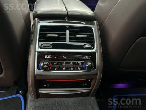 White BMW 750 2016 in Riga, with an engine capacity of 4.40 L and mileage of 173 thousand km for 31750 €, photo 15 on AUTOMOTO.COM.LV
