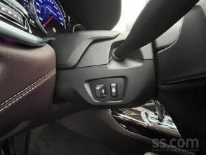 White BMW 750 2016 in Riga, with an engine capacity of 4.40 L and mileage of 173 thousand km for 31750 €, photo 24 on AUTOMOTO.COM.LV