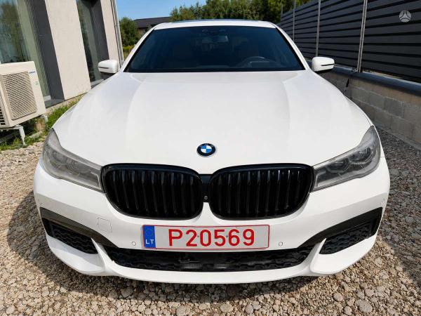 White BMW 750 2016 in Vilnius, with an engine capacity of 4.40 L and mileage of 148 thousand km for 15999 €, photo 2 on AUTOMOTO.COM.LV