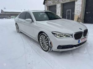 Balts BMW 750 2017 Kauņa, ar dzinēja tilpumu 4.40 L un nobraukumu 189 tūkst. km par 13750 €, foto  vietnē AUTOMOTO.COM.LV