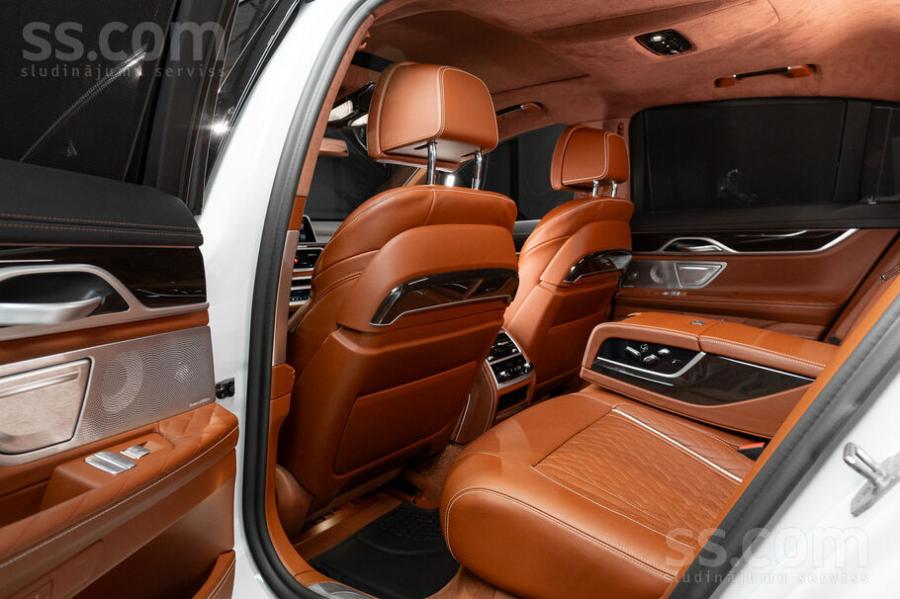 Balts BMW 750 2020 Rīga, ar dzinēja tilpumu 4.40 L un nobraukumu 41 tūkst. km par 59500 €, foto 13 vietnē AUTOMOTO.COM.LV