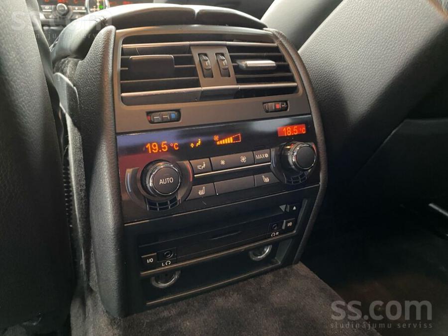 Melns BMW 760 2011 Rīga, ar dzinēja tilpumu 6.00 L un nobraukumu 270 tūkst. km par 11500 €, foto 23 vietnē AUTOMOTO.COM.LV