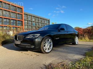 Melns BMW 760 2011 Rīga, ar dzinēja tilpumu 6.00 L un nobraukumu 270 tūkst. km par 11500 €, foto 31 vietnē AUTOMOTO.COM.LV