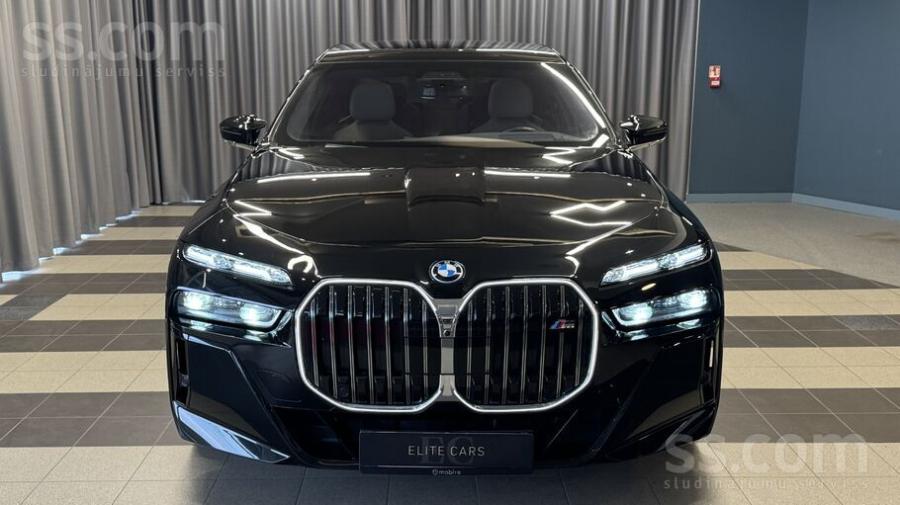 Melns BMW 760 2024 Rīga, ar dzinēja tilpumu 3.00 L un nobraukumu 62 tūkst. km par 109990 €, foto 11 vietnē AUTOMOTO.COM.LV