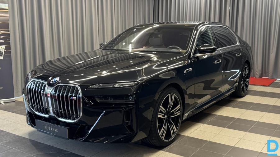 Melns BMW 760 2024 Mārupe, ar dzinēja tilpumu 3.00 L un nobraukumu 62 tūkst. km par 109990 €, foto 1 vietnē AUTOMOTO.COM.LV