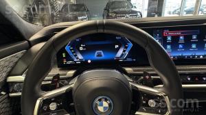 Melns BMW 760 2024 Rīga, ar dzinēja tilpumu 3.00 L un nobraukumu 62 tūkst. km par 109990 €, foto 24 vietnē AUTOMOTO.COM.LV
