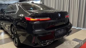 Melns BMW 760 2024 Rīga, ar dzinēja tilpumu 3.00 L un nobraukumu 62 tūkst. km par 109990 €, foto 10 vietnē AUTOMOTO.COM.LV