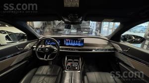 Melns BMW 760 2024 Rīga, ar dzinēja tilpumu 3.00 L un nobraukumu 62 tūkst. km par 109990 €, foto 16 vietnē AUTOMOTO.COM.LV