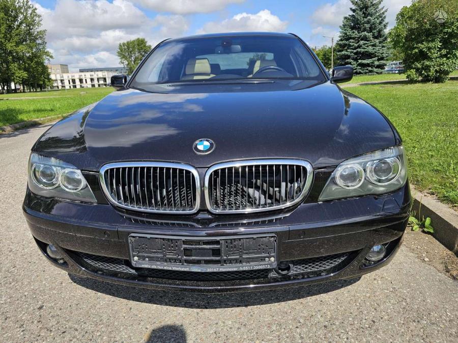 Brown BMW 760 2006 in Kedainiai, with an engine capacity of 5.97 L and mileage of 282 thousand km for 15900 €, photo 3 on AUTOMOTO.COM.LV