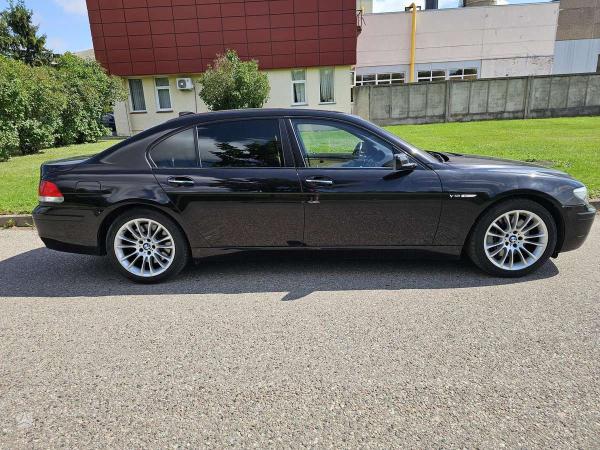 Brown BMW 760 2006 in Kedainiai, with an engine capacity of 5.97 L and mileage of 282 thousand km for 15900 €, photo 4 on AUTOMOTO.COM.LV