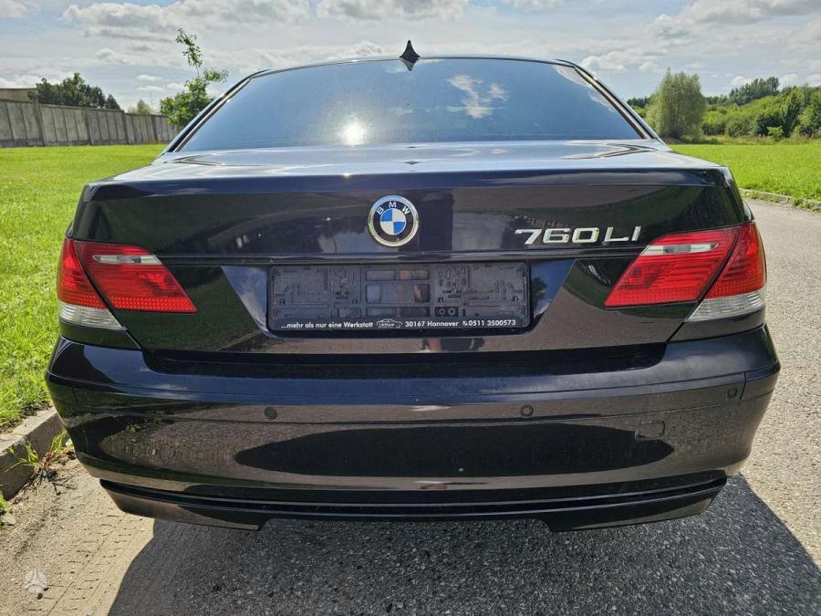 Brown BMW 760 2006 in Kedainiai, with an engine capacity of 5.97 L and mileage of 282 thousand km for 15900 €, photo 7 on AUTOMOTO.COM.LV