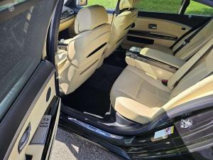 Brown BMW 760 2006 in Kedainiai, with an engine capacity of 5.97 L and mileage of 282 thousand km for 15900 €, photo 12 on AUTOMOTO.COM.LV