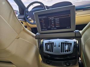 Brown BMW 760 2006 in Kedainiai, with an engine capacity of 5.97 L and mileage of 282 thousand km for 15900 €, photo 22 on AUTOMOTO.COM.LV
