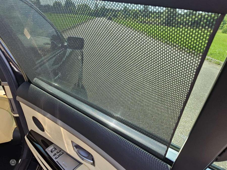 Brown BMW 760 2006 in Kedainiai, with an engine capacity of 5.97 L and mileage of 282 thousand km for 15900 €, photo 24 on AUTOMOTO.COM.LV