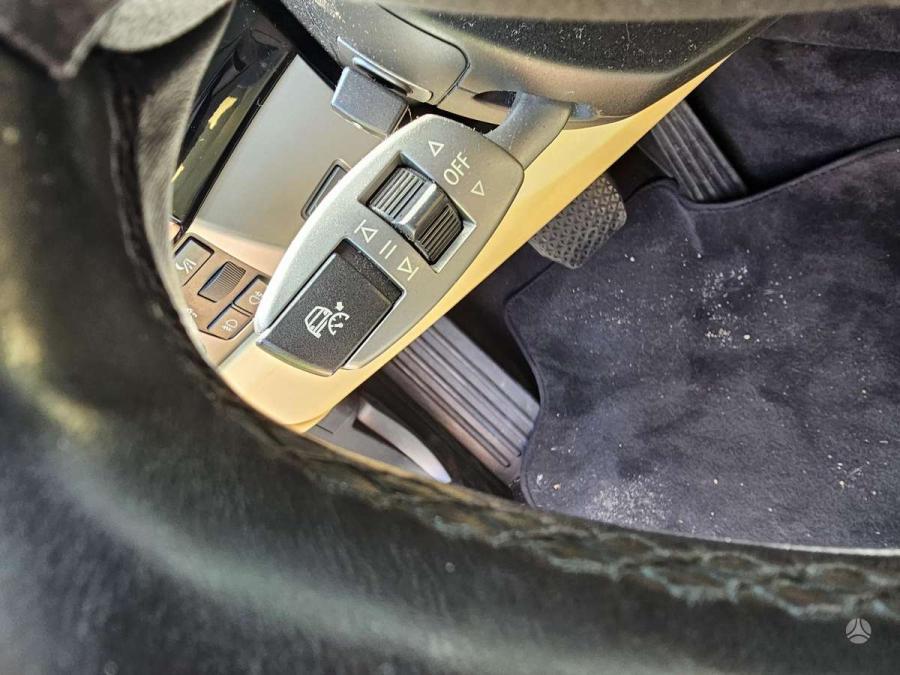 Brown BMW 760 2006 in Kedainiai, with an engine capacity of 5.97 L and mileage of 282 thousand km for 15900 €, photo 28 on AUTOMOTO.COM.LV