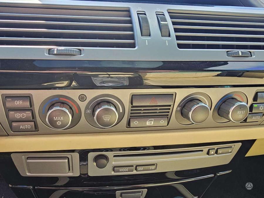 Brown BMW 760 2006 in Kedainiai, with an engine capacity of 5.97 L and mileage of 282 thousand km for 15900 €, photo 33 on AUTOMOTO.COM.LV