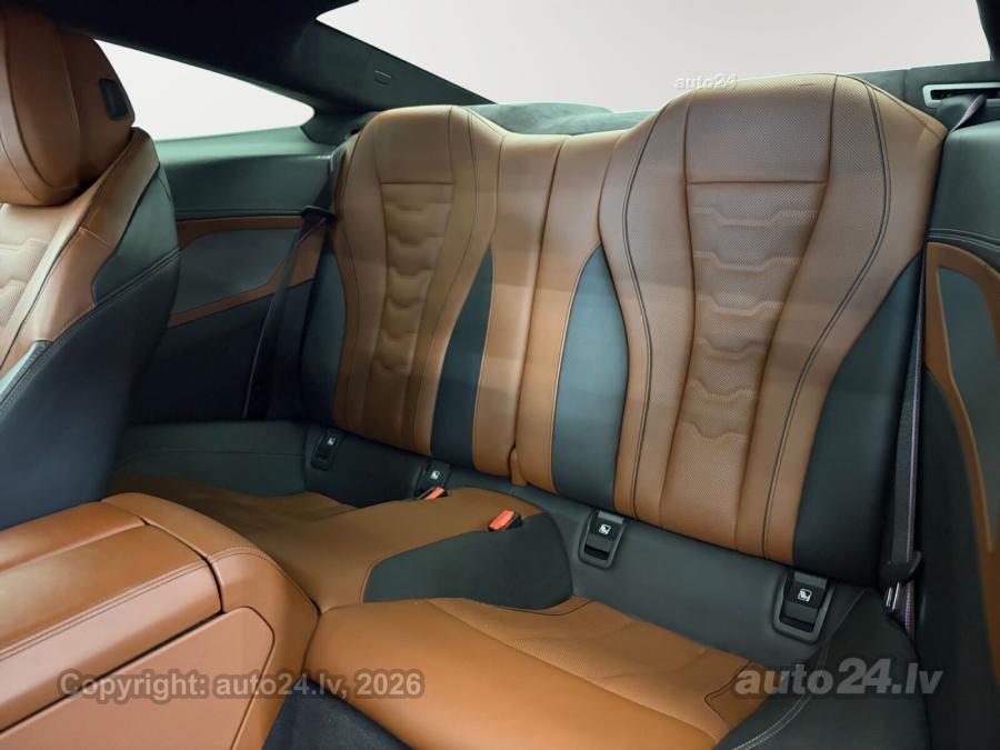 Melns BMW 8-series 2019 Tallina, ar dzinēja tilpumu 3.00 L un nobraukumu 70 tūkst. km par 52900 €, foto 7 vietnē AUTOMOTO.COM.LV