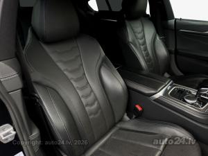 Melns BMW 8-series 2022 Rīga, ar dzinēja tilpumu 3.00 L un nobraukumu 63 tūkst. km par 53990 €, foto 7 vietnē AUTOMOTO.COM.LV
