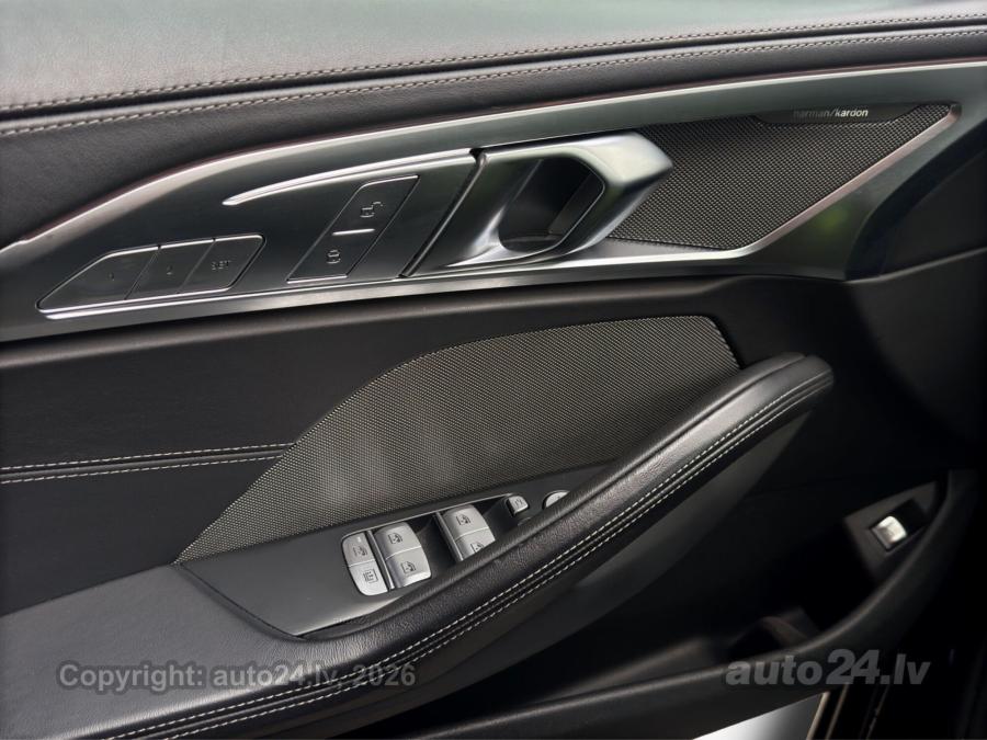 Melns BMW 8-series 2022 Rīga, ar dzinēja tilpumu 3.00 L un nobraukumu 63 tūkst. km par 53990 €, foto 14 vietnē AUTOMOTO.COM.LV