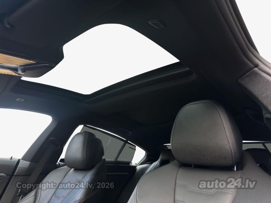 Melns BMW 8-series 2022 Rīga, ar dzinēja tilpumu 3.00 L un nobraukumu 63 tūkst. km par 53990 €, foto 16 vietnē AUTOMOTO.COM.LV
