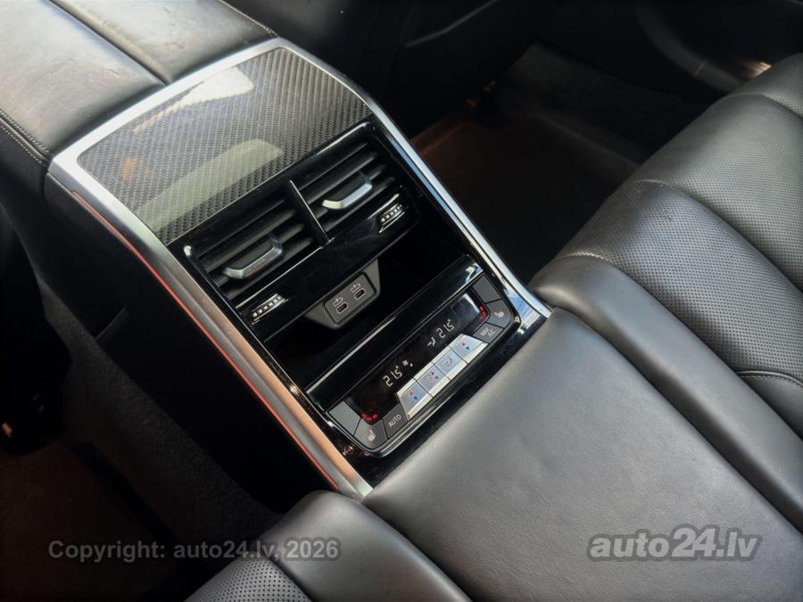 Melns BMW 8-series 2022 Rīga, ar dzinēja tilpumu 3.00 L un nobraukumu 63 tūkst. km par 53990 €, foto 17 vietnē AUTOMOTO.COM.LV