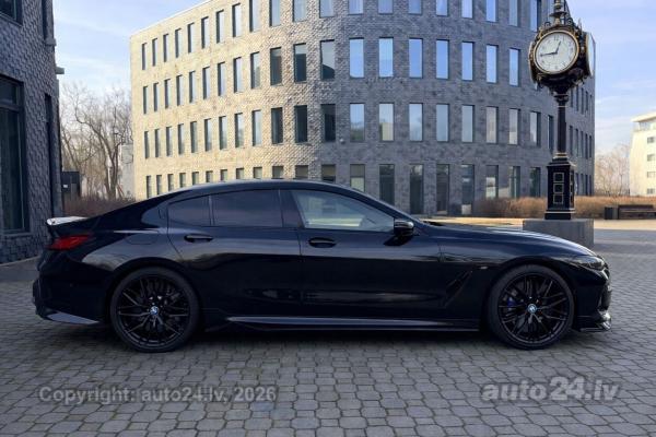 Black BMW 8-series 2020 in Tallinn, with an engine capacity of 3.00 L and mileage of 110 thousand km for 55000 €, photo 5 on AUTOMOTO.COM.LV